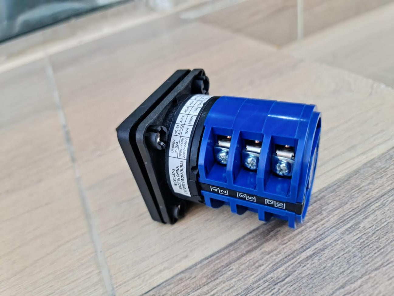 Buy 20A Changeover Control Rotary Switch - On-Off-On, 3 Positions